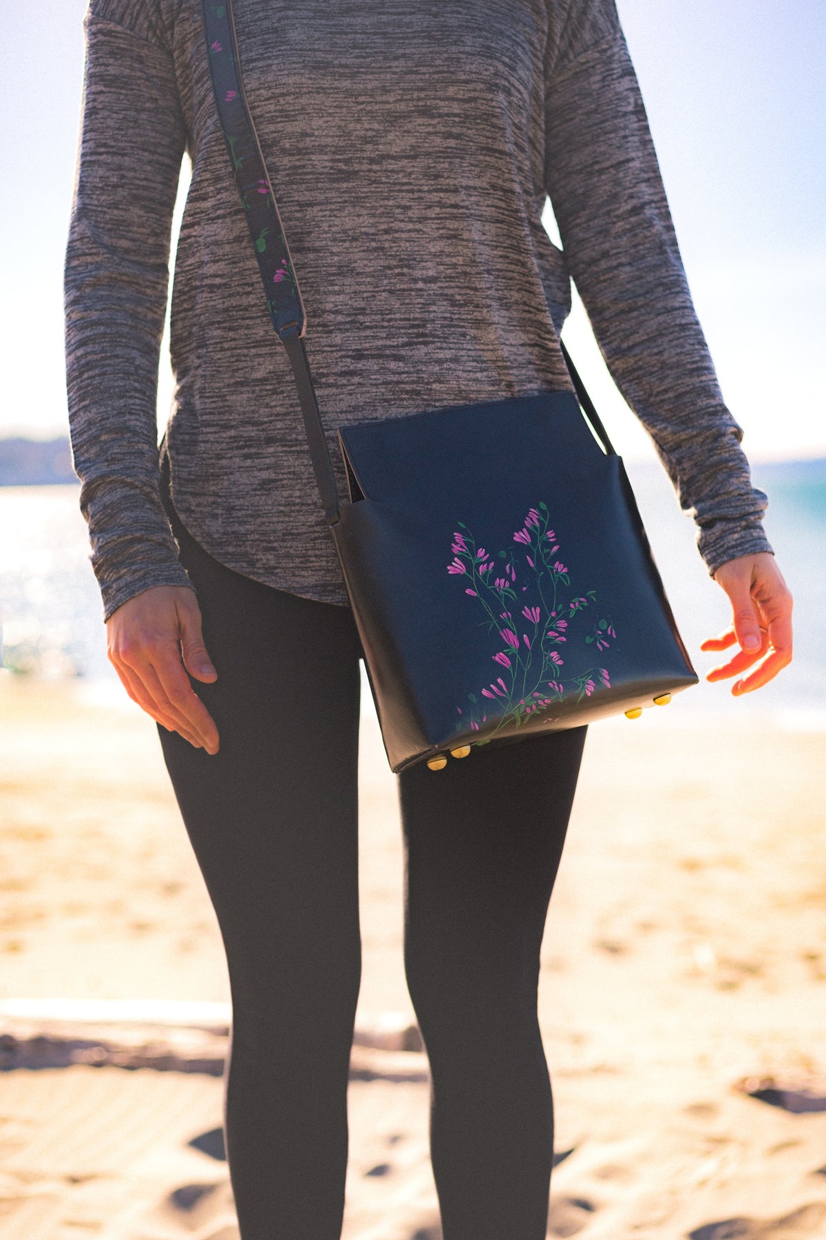 Sakura - Leather crossbody bag | Aks Mathur